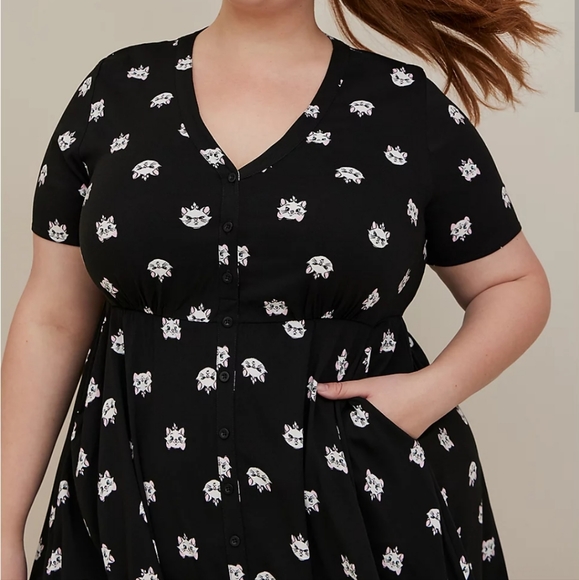 torrid | Dresses | Disney Animals The Aristocats Marie Challis Dress ...
